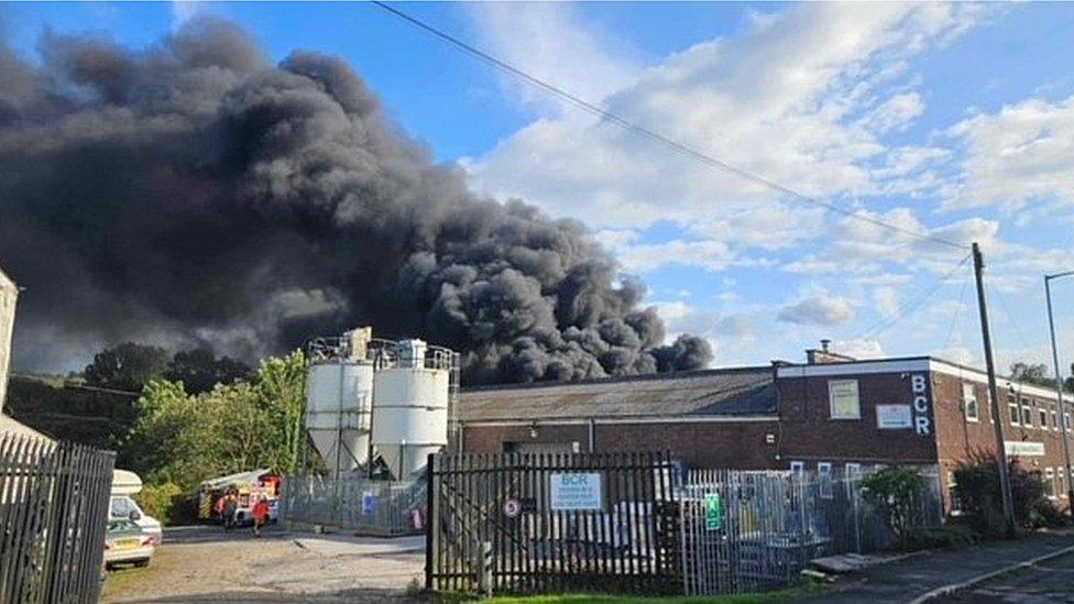 Radcliffe fire: Large blaze breaks out at industrial unit - BBC News