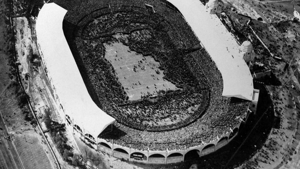 Wembley Stadium: 100 years of England's national stadium - BBC Newsround