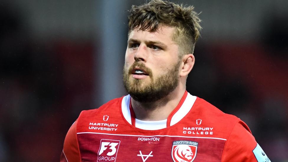 Gloucester Rugby players cycling 350 miles for MND - BBC News