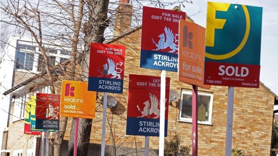 UK house sales highest for 18 months, says HMRC - BBC News