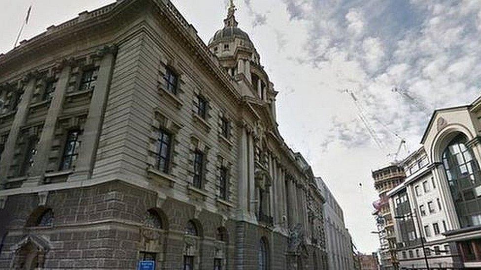 'Nothing done' over priest Vickery House 'sex reports' - BBC News