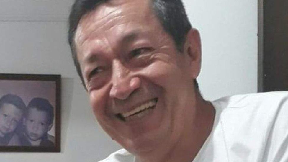 Northampton cyclist dies nearly two weeks after crash - BBC News