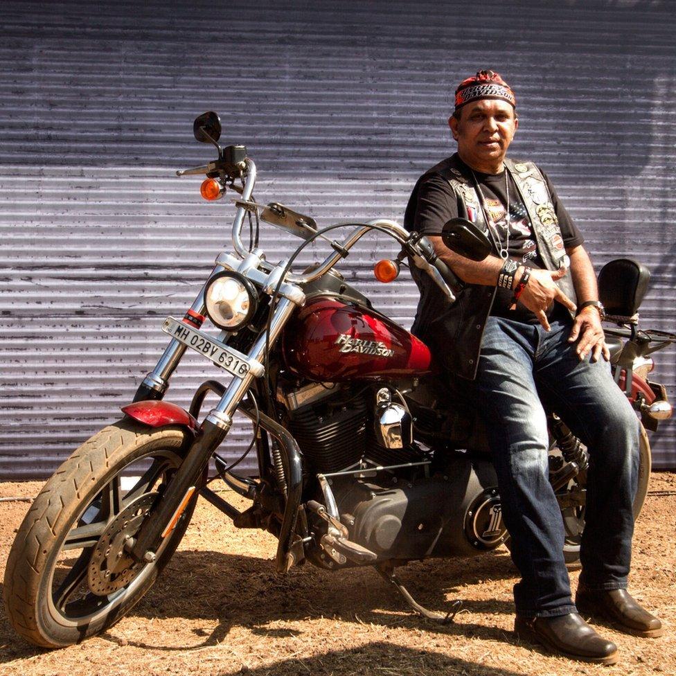 Motorcycle diaries: The new wave of Indian bikers - BBC News