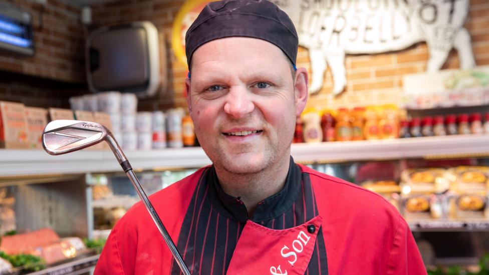 Butcher used golf club to save children trapped in burning car - BBC News