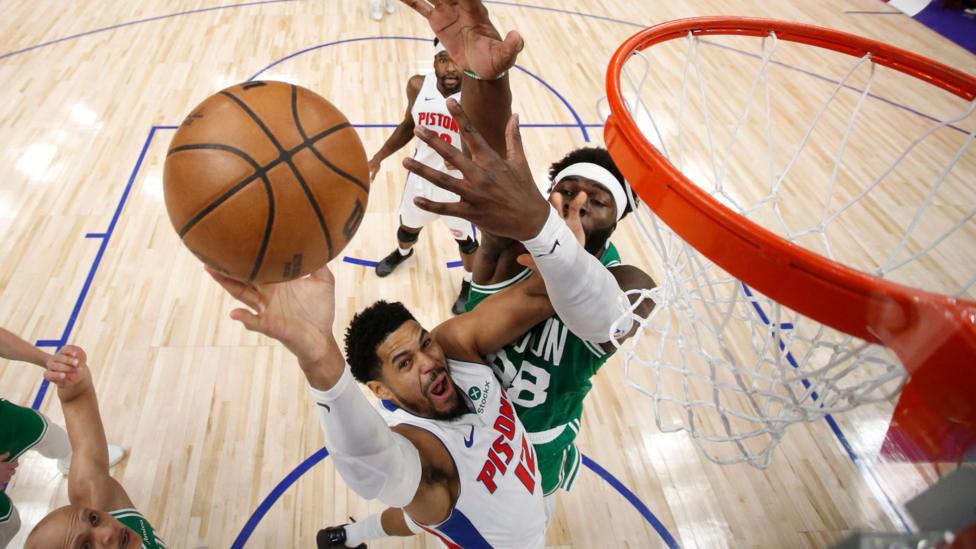 Detroit Pistons 104-103 Boston Celtics: Eastern Conference leaders win ...