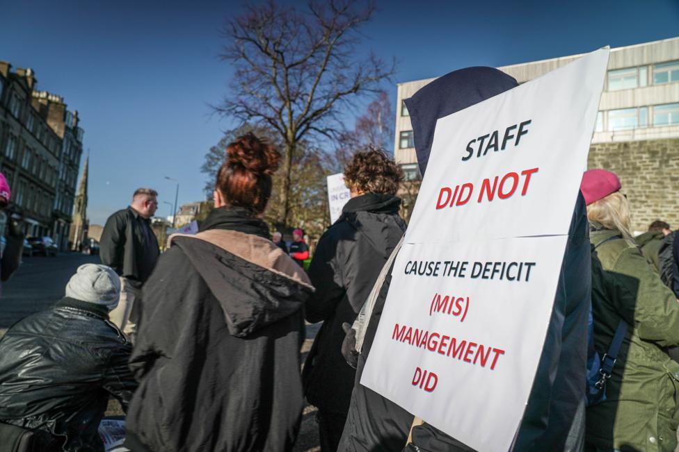 Funding warning from Edinburgh University principal Mathieson - BBC News