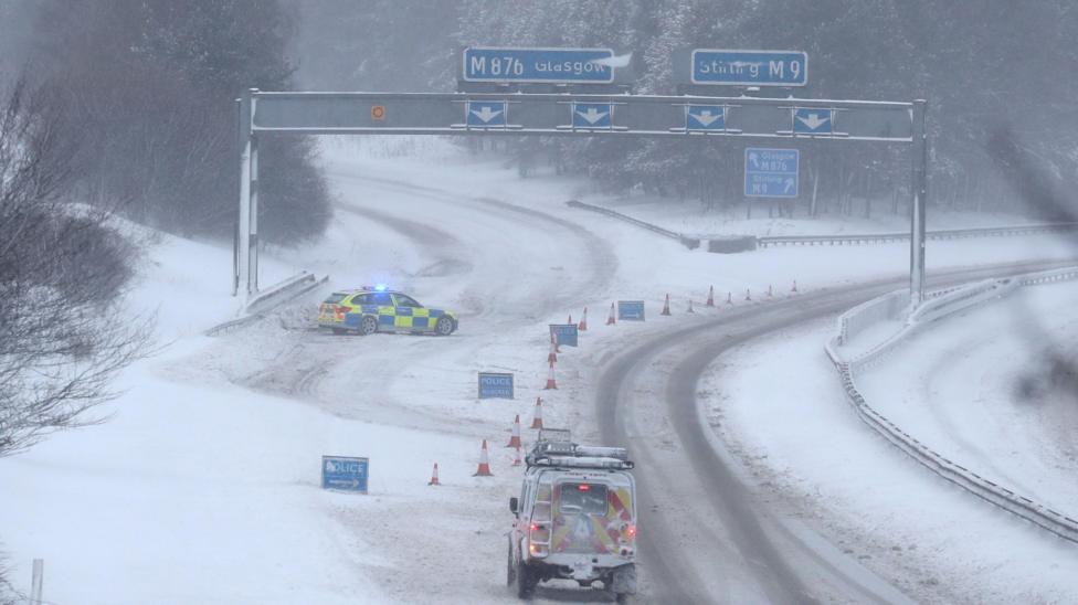 What is lake-effect snow? - BBC Weather