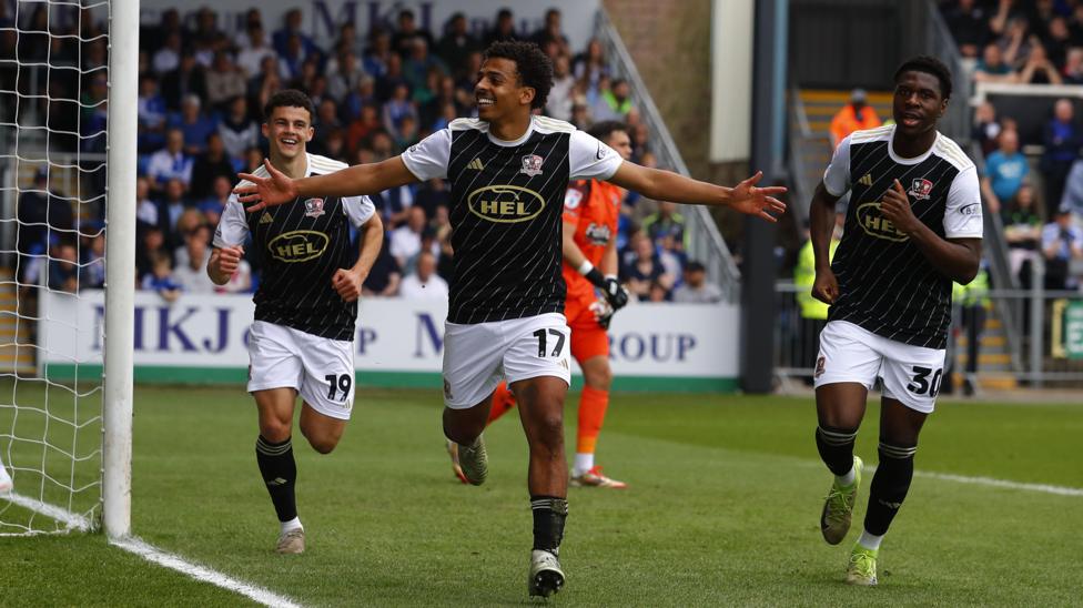 Bristol Rovers 1-2 Exeter City - BBC Sport