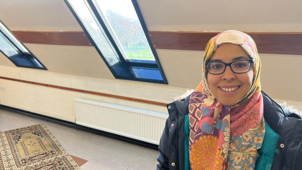 Plans for Selby's first mosque as Muslim worshippers increase - BBC News