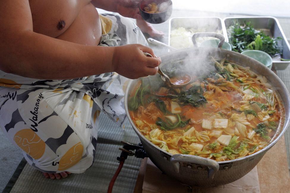 Sumo: What is it, how much do they eat and why is it in London? - BBC Sport