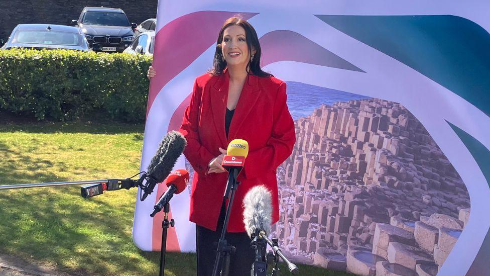 Causeway growth deal: Ministers sign off £129m package - BBC News