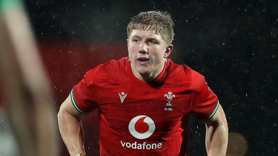 Wales announce squad for Under-20 Six Nations - BBC Sport