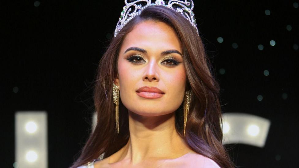 'I want to be the oldest Miss Universe winner - at 31' - BBC News