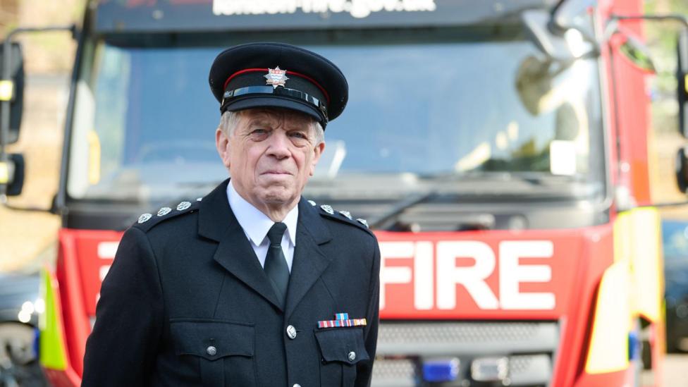 London Fire Brigade firefighter retires after 50 years of service - BBC ...