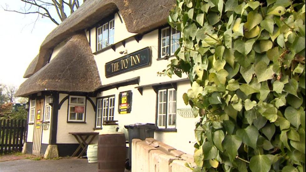 Friends of The Ivy community group has big plans for closed pub - BBC News