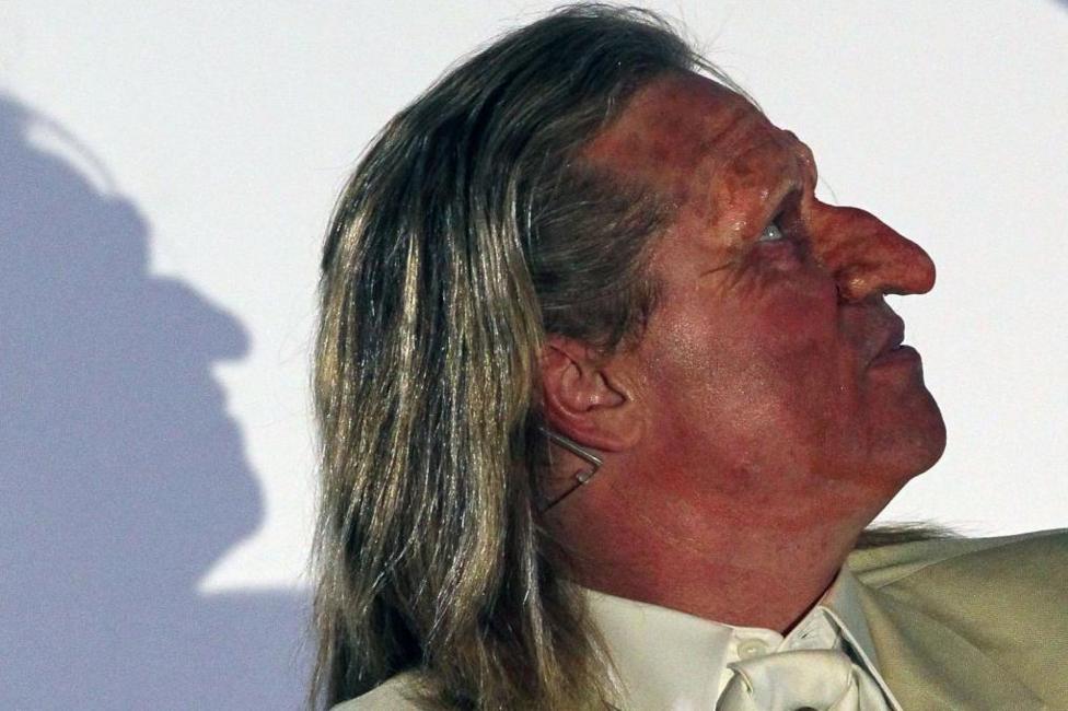 Val Kilmer obituary: A difficult man but a brilliant actor - BBC News