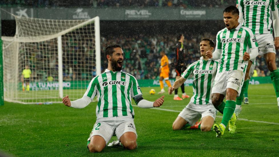Real Betis 2-1 Real Madrid: Isco nets winner against former club - BBC ...
