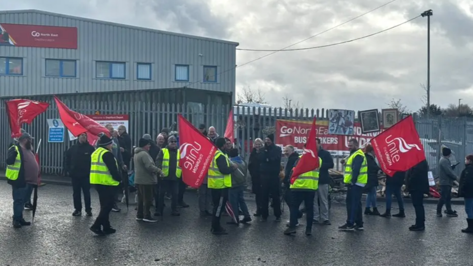 Go North East bus drivers strike threat as staff suspended - BBC News