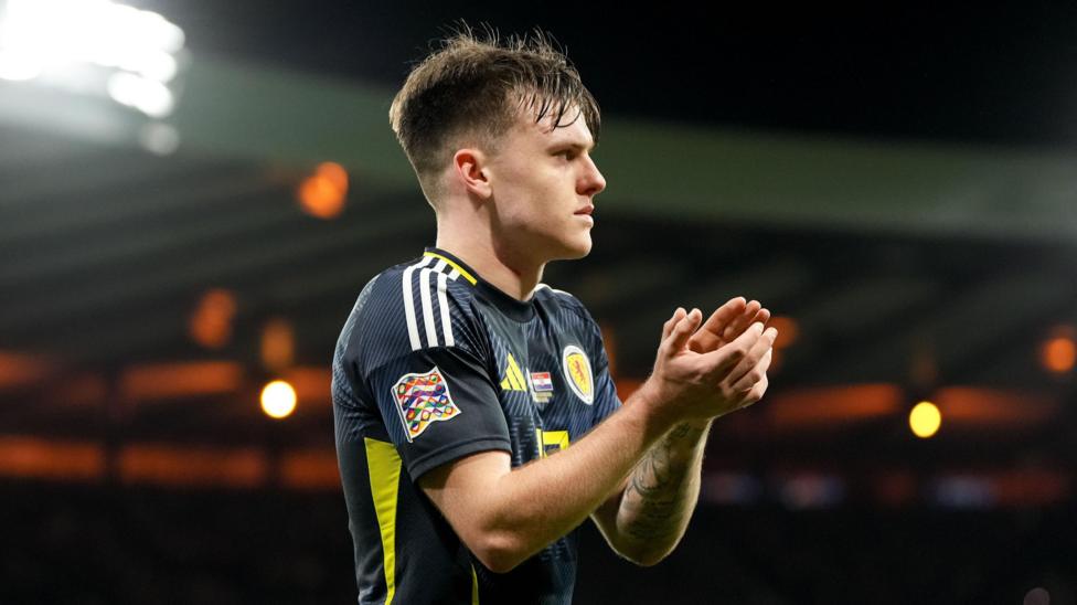 Michael Carrick: Liverpool loanee Ben Doak 'thriving' at Middlesbrough ...