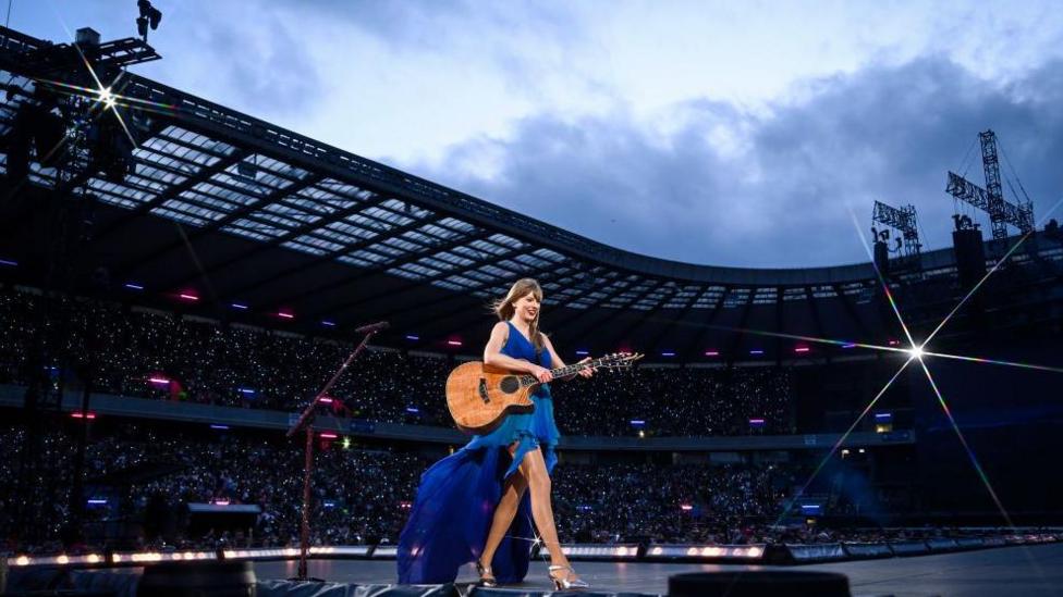 Taylor Swift in Cardiff: What you need to know for Eras Tour show - BBC ...