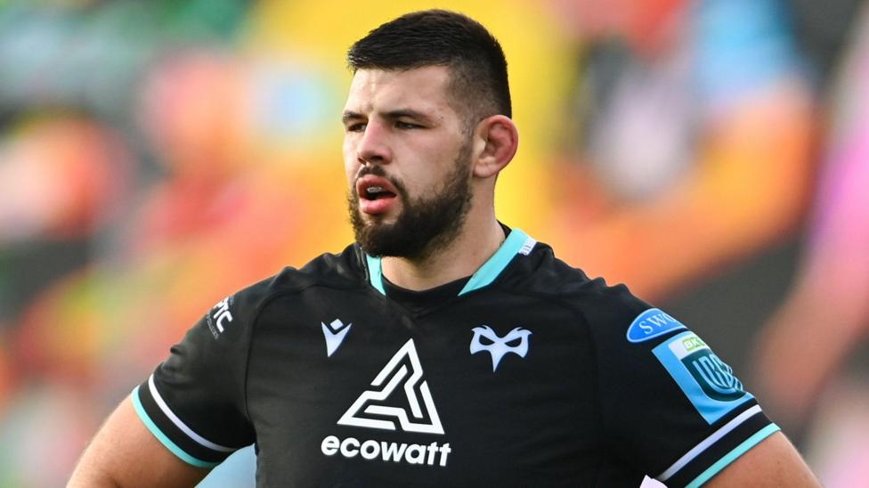 Rhys Davies: Ospreys lock backed for Wales return in Six Nations - BBC ...