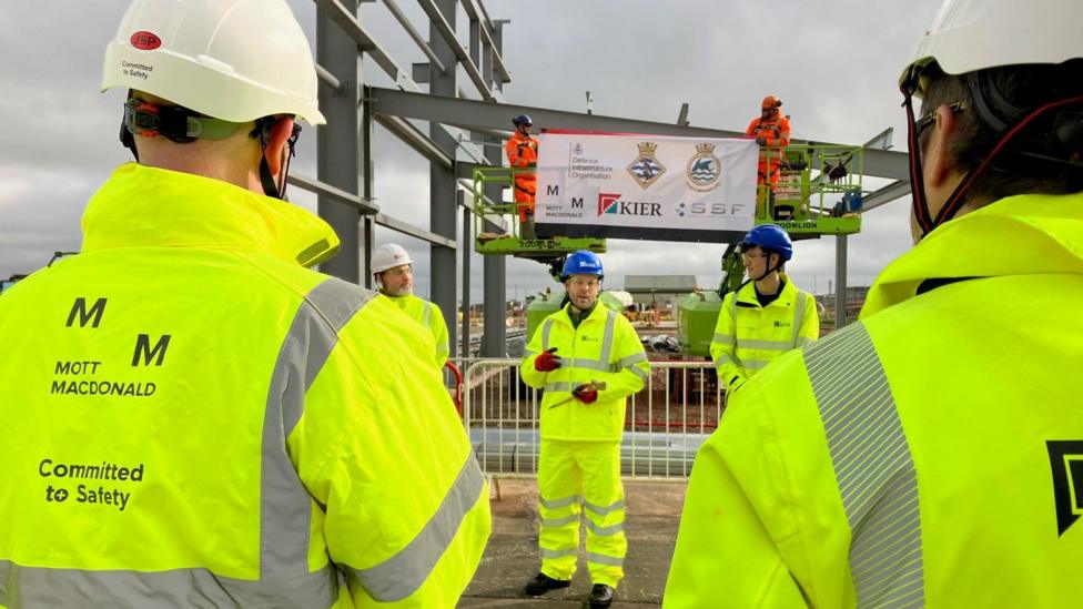 Framework completed for new hangar at RNAS Culdrose - BBC News