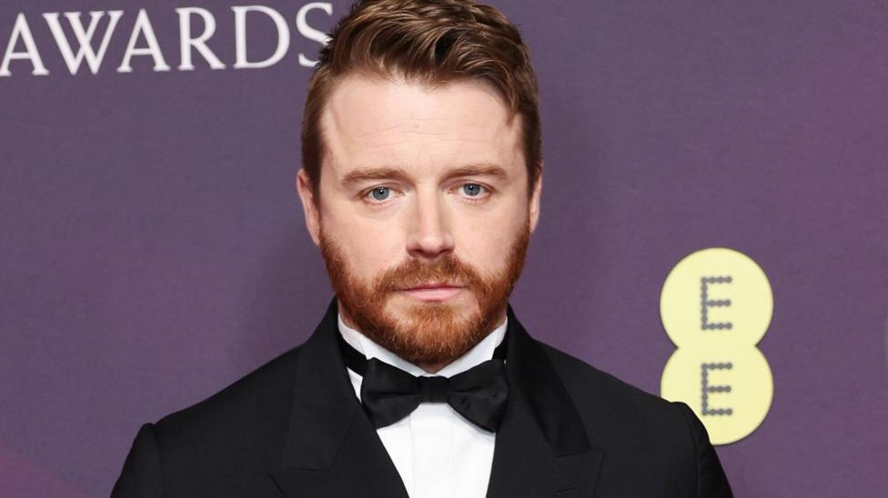 Actor Jack Lowden joins Borders nursery battle - BBC News