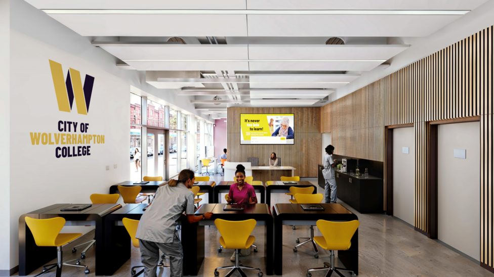 Images reveal interior of new Wolverhampton college - BBC News