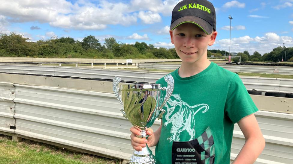 'I'm going to give it everything' - kart racer, 11 - BBC News