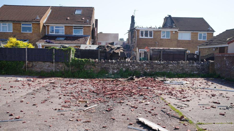 Three taken to hospital after house explosion in Yate - BBC News