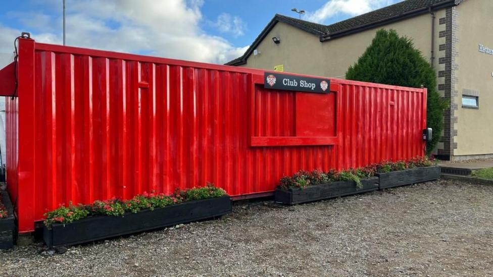 Non-league Kettering Town fans get football ground ready for TV - BBC News