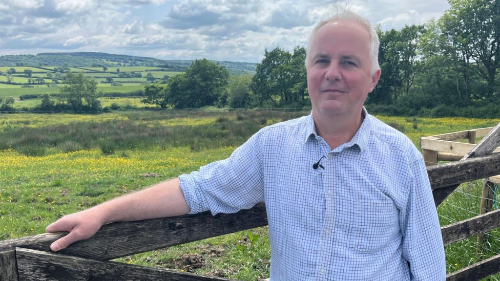 Warning over 'dirty secret' of toxic chemicals on farmers fields - BBC News