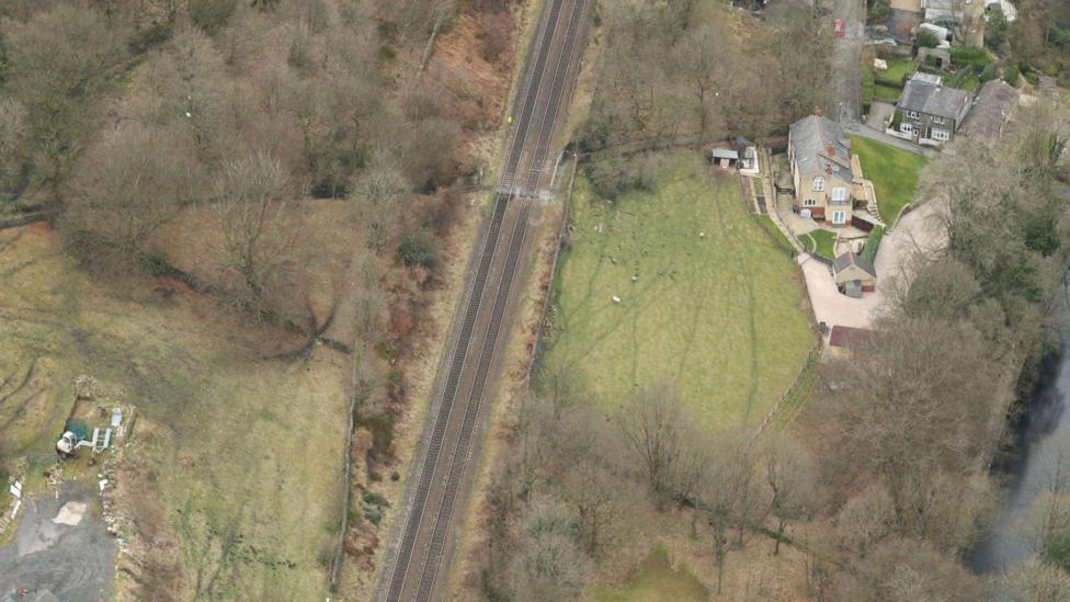 Level crossing to shut six months for upgrade after 'near misses' - BBC ...