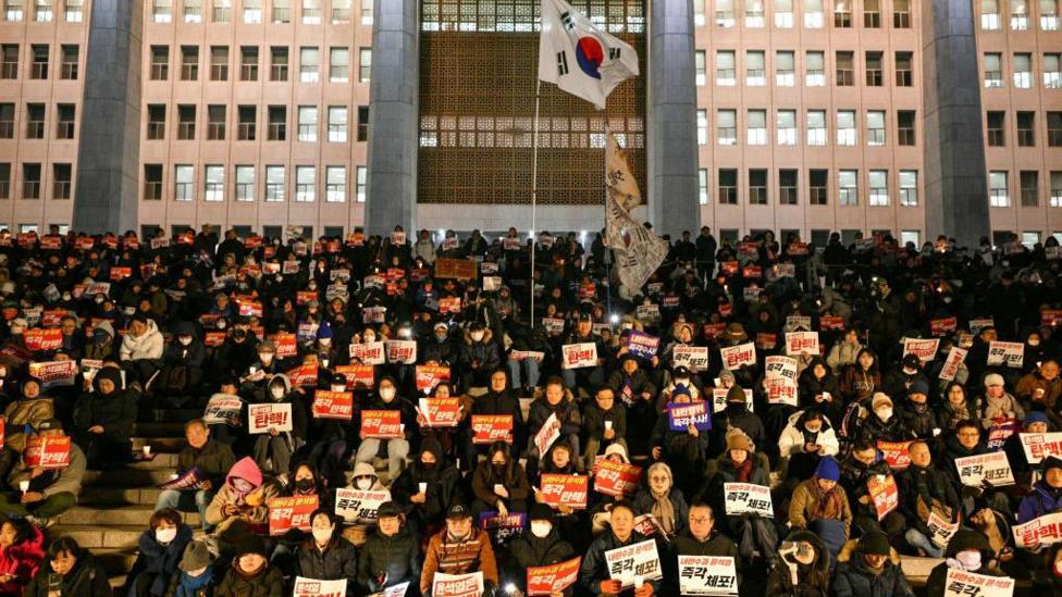 What is happening in South Korea? - BBC Newsround