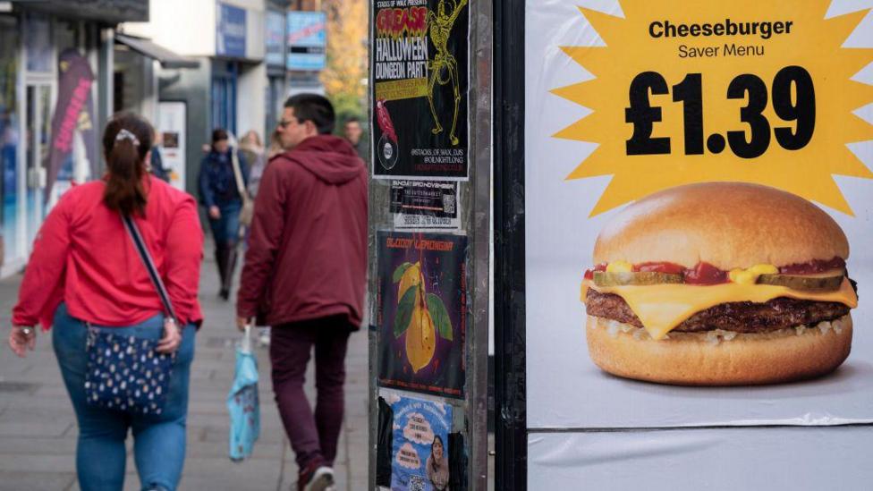 Vale of Glamorgan council hopes to ban junk food adverts - BBC News