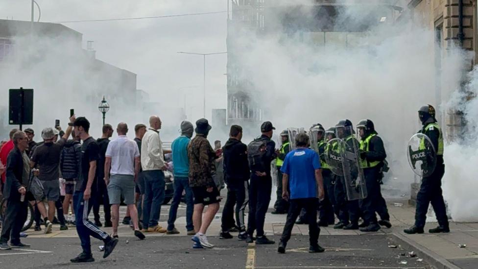 Hull riot: Three jailed for 'utterly deplorable' violence - BBC News