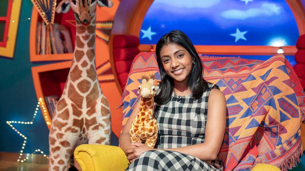 Rachel Zegler to read a CBeebies Bedtime Story - BBC Newsround