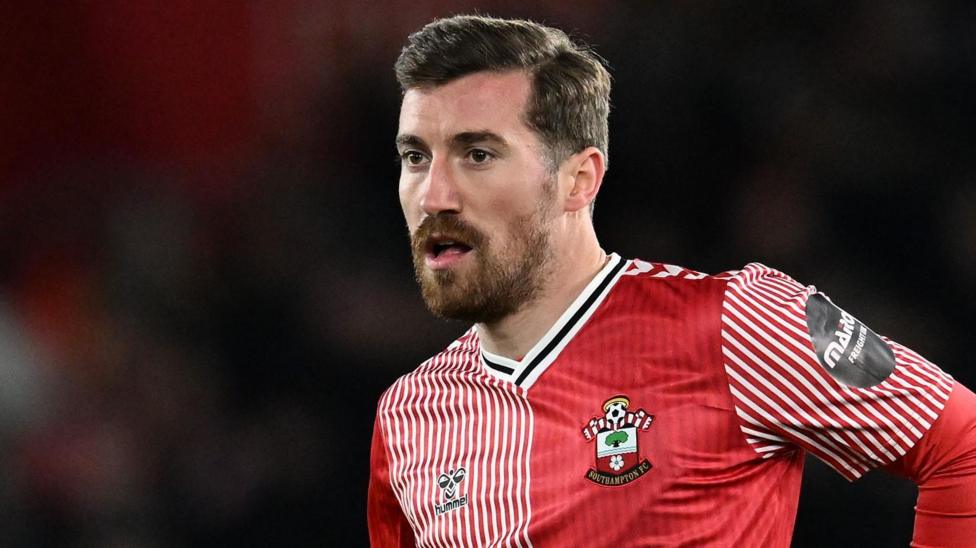 Joe Rothwell: Leeds United sign Bournemouth midfielder on loan - BBC Sport