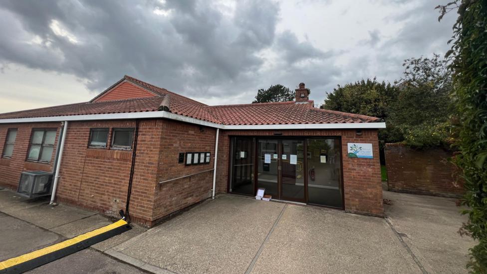 Spilsby Surgery reopening date confirmed after sudden closure - BBC News