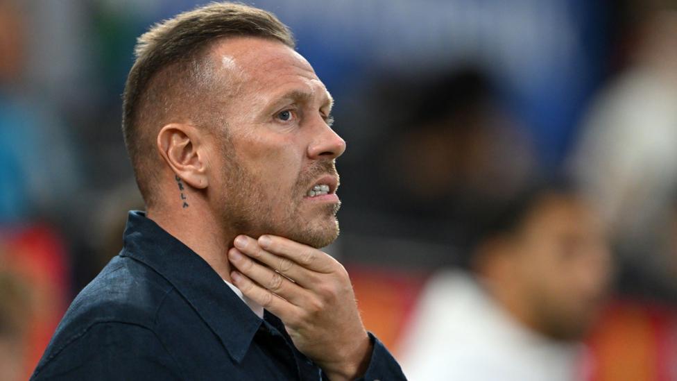 Craig Bellamy: Wales boss on 'toughest' week and Canada rematch - BBC Sport