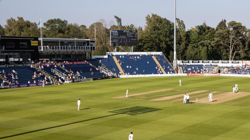 Glamorgan: Mark O'Leary joins coaching staff - BBC Sport
