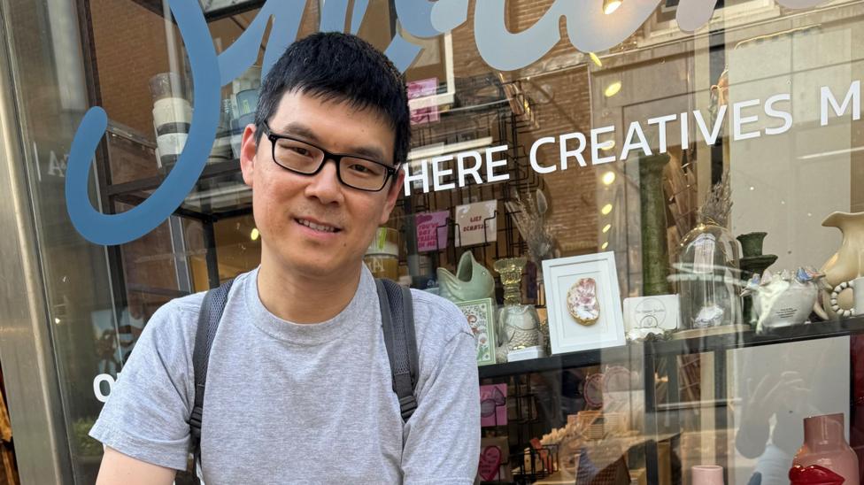 AI demand means data centres are worsening drought in Mexico - BBC News