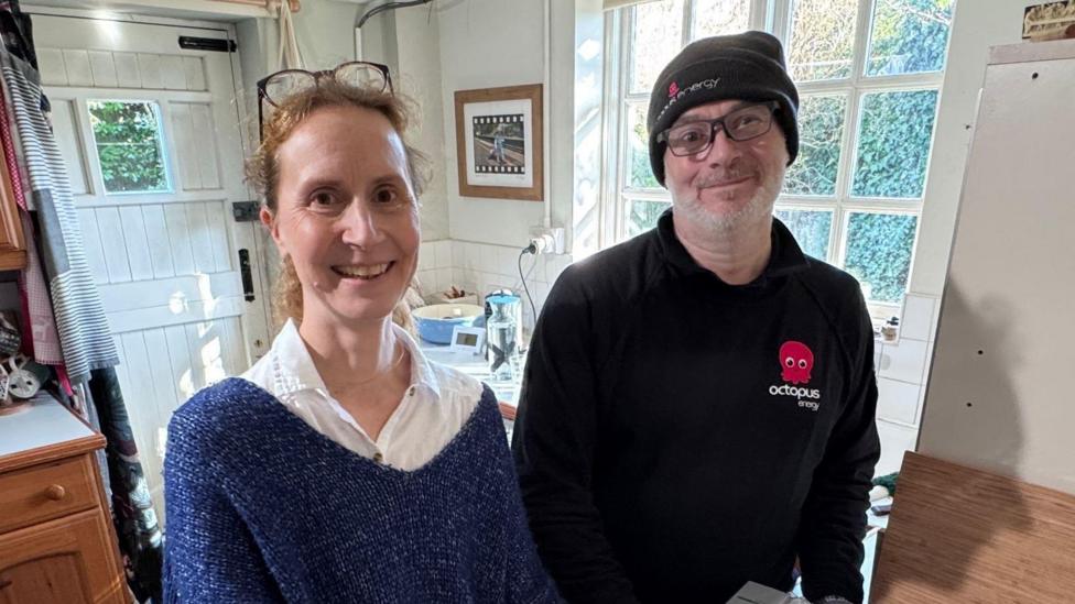 Concern RTS meters still in use ahead of switch off - BBC News