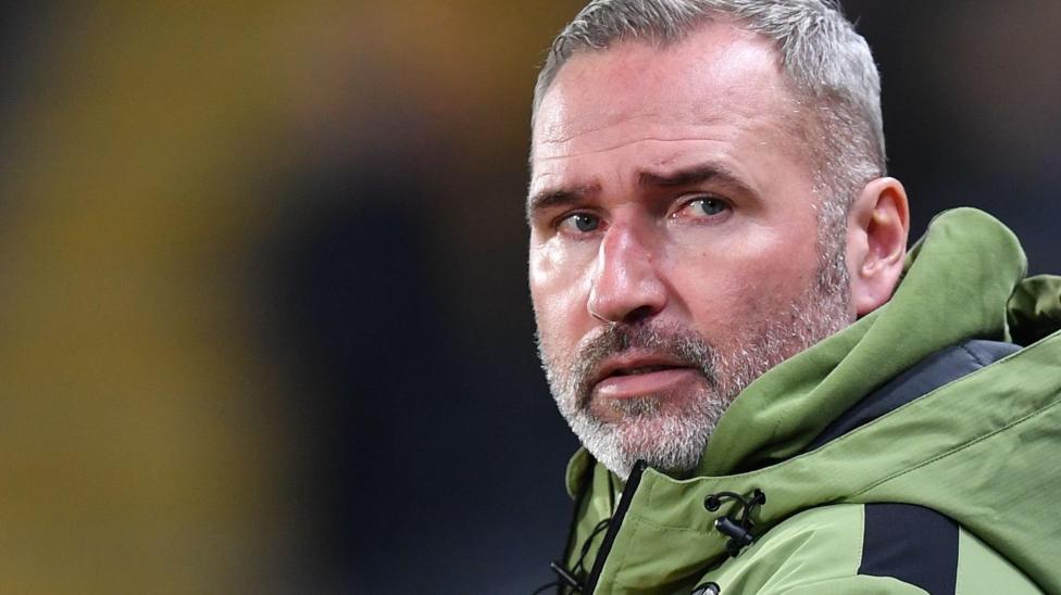 Tim Walter: Hull City sack boss after 17 league games - BBC Sport