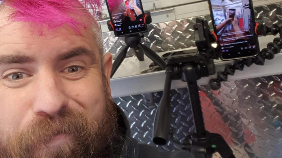 TikTok's Spudman to be moved from Tamworth town centre spot - BBC News