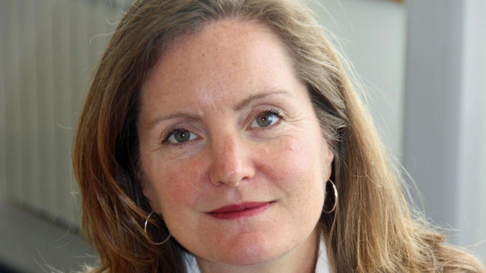 West Midlands Combined Authority CEO Laura Shoaf steps down - BBC News