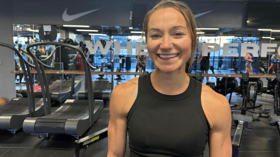 Scottish gran breaks Hyrox fitness record after three hip replacements ...