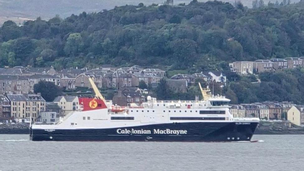 Veteran CalMac ferry to cover Arran service after breakdown - BBC News