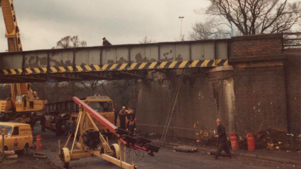 'I helped repair Britain's most bashed bridge' - BBC News