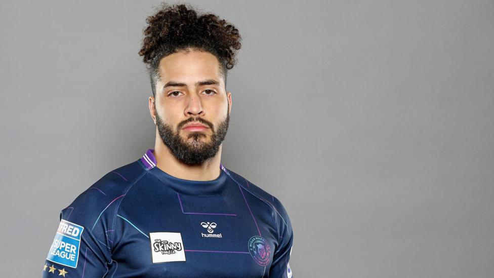 Ramon Silva: Castleford Tigers sign prop forward from Barrow Raiders ...